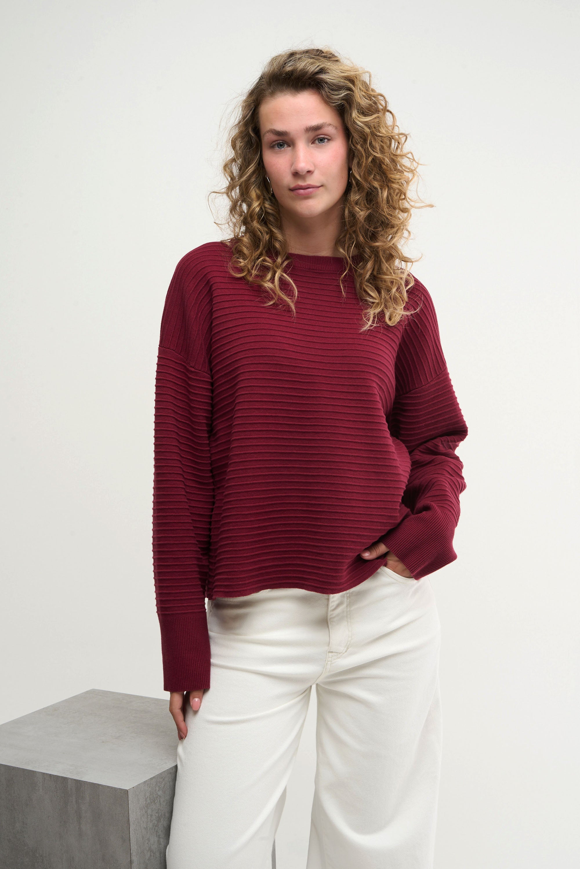 DOL - robijnrood – Joline Jolink
